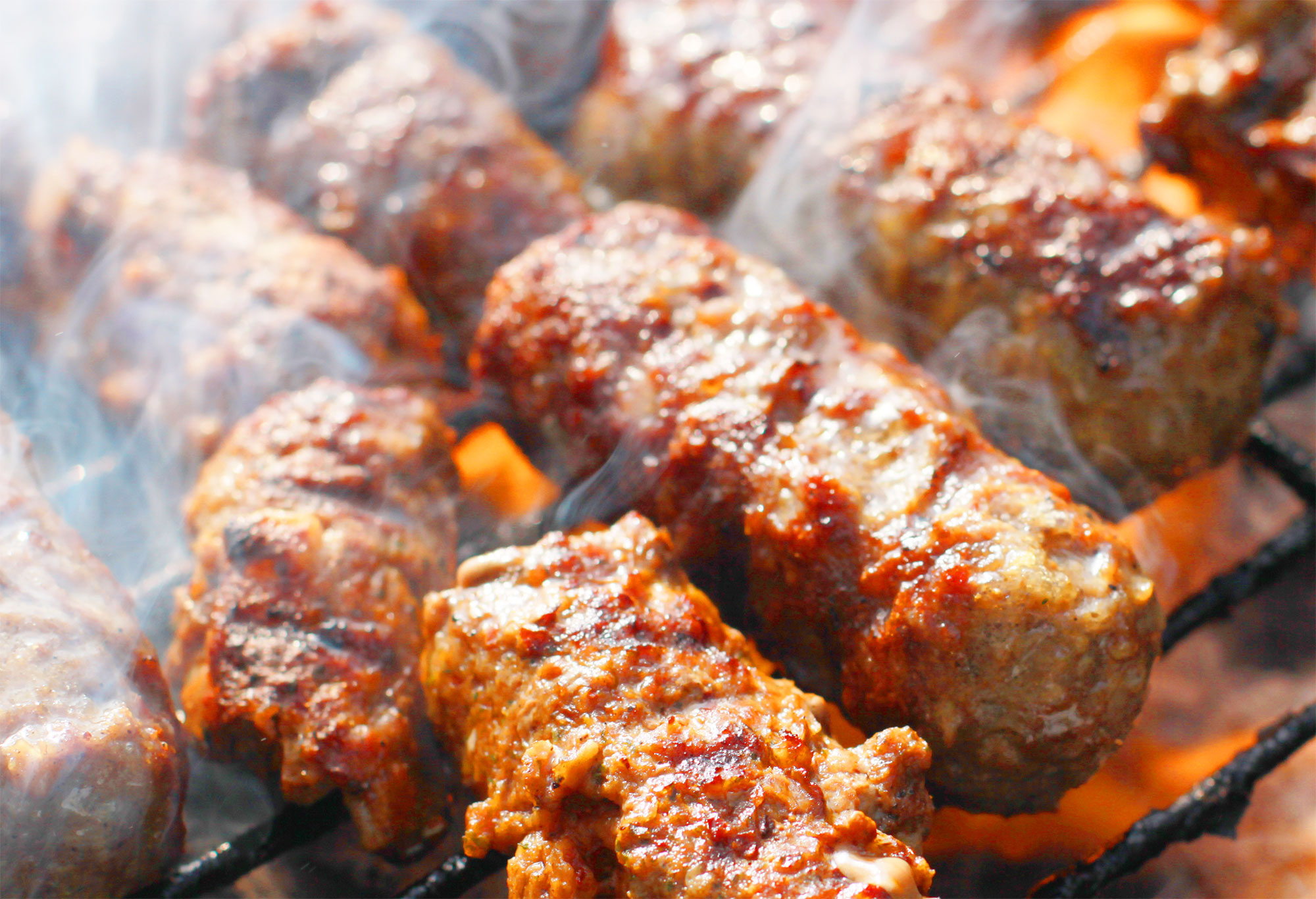 Mititei Famous Grilled Sausages (Video) - How To Make Recipes