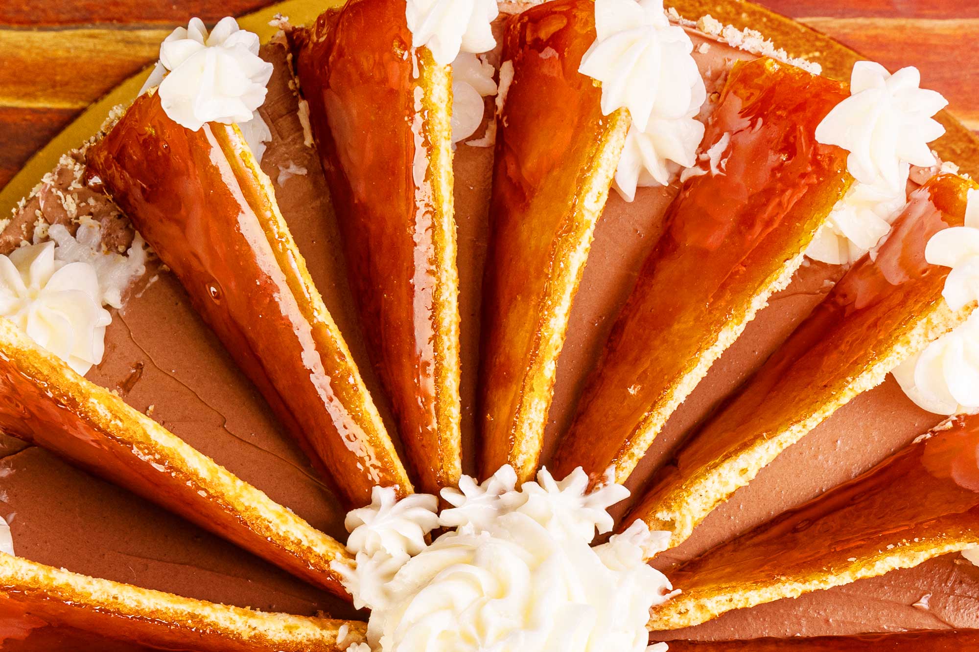 Hungarian Dobosh Torte (Dobos Torta) Recipe - How To Make Recipes