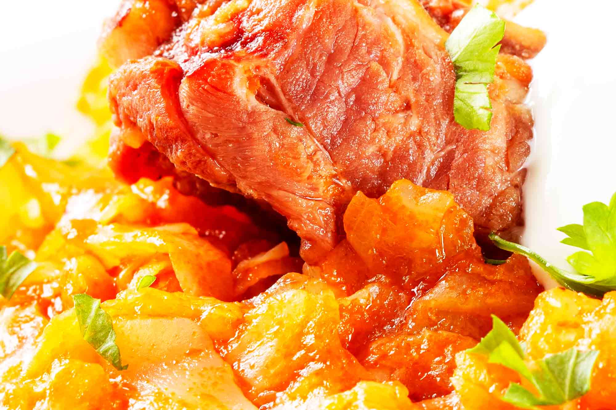 Cabbage Stew With Smoked Pork Ribs - How To Make Recipes