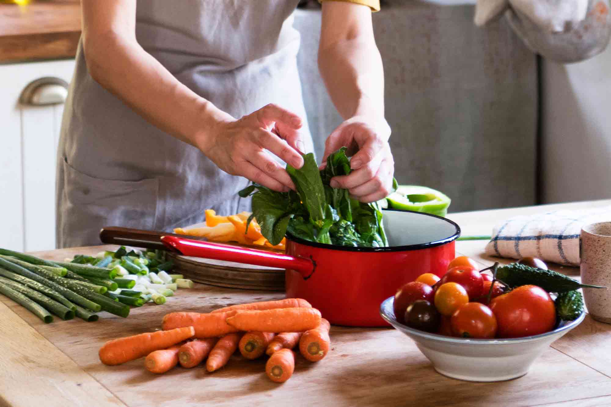 10 Kitchen Hacks Every Home Cook Should Know - How To Make Recipes