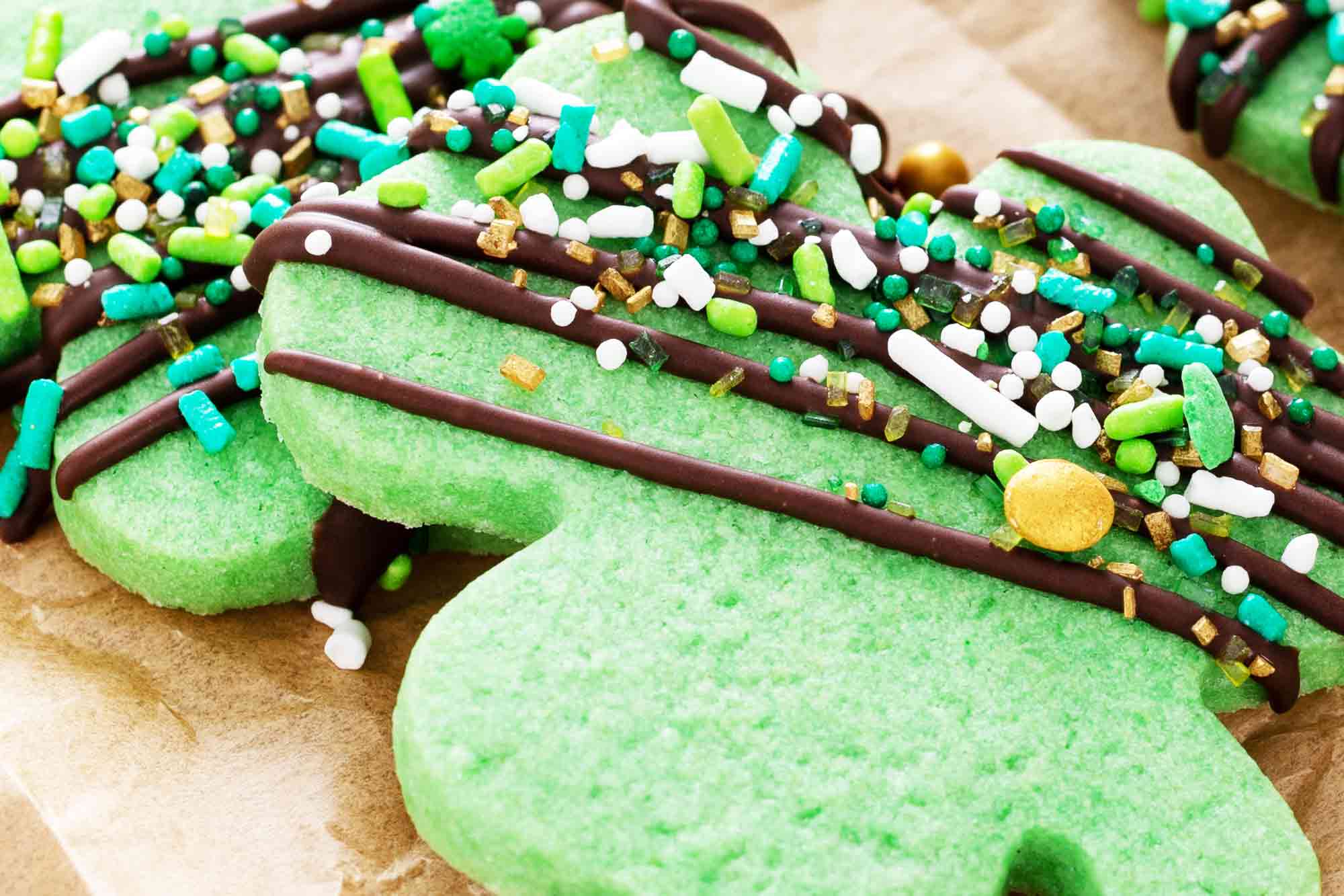 Green Shamrock Cookies - How To Make Recipes